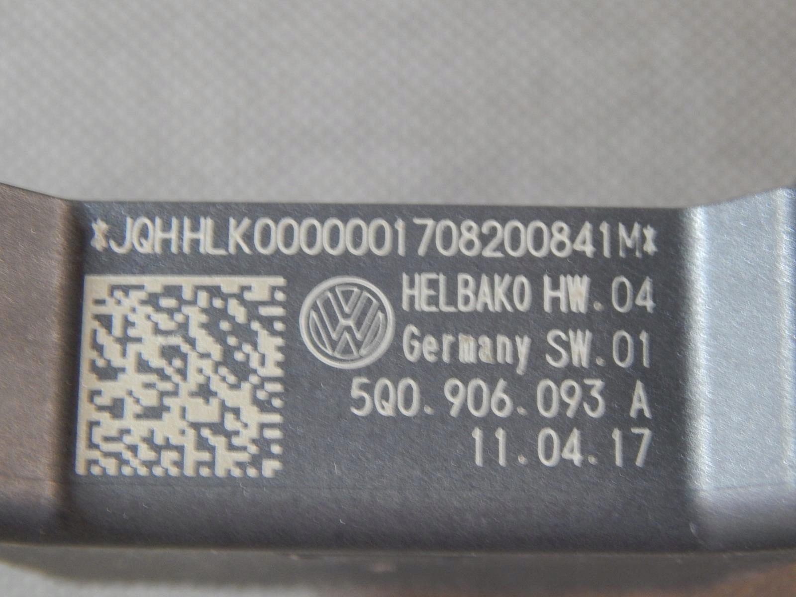 VW GOLF VII MODUŁ POMPY PALIWA 5Q0906093A 5Q0906093A za 29 zł z Męcina ...