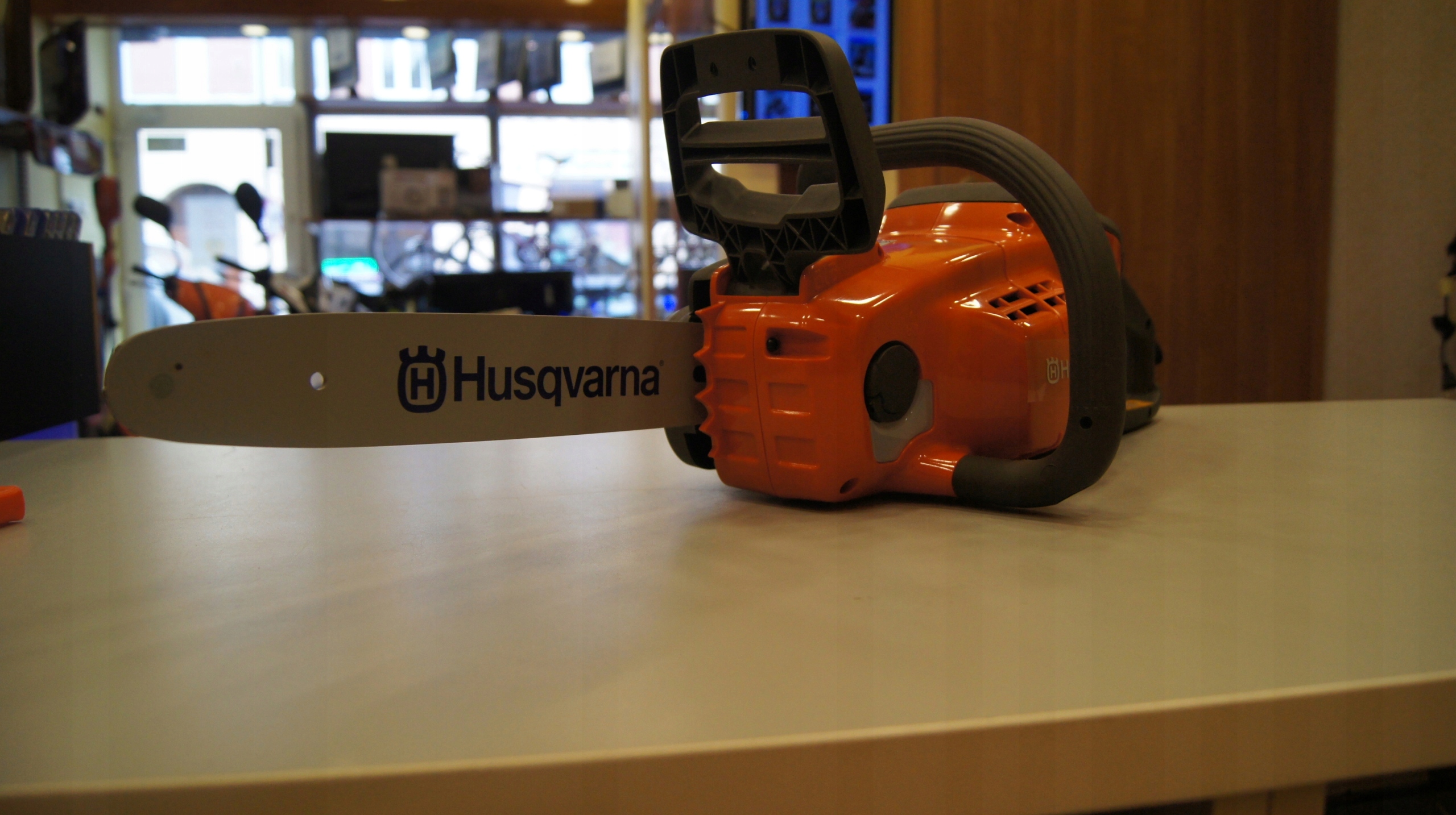 Piła łańcuchowa akumulatorowa Husqvarna 120i - 7586285617 - oficjalne ...