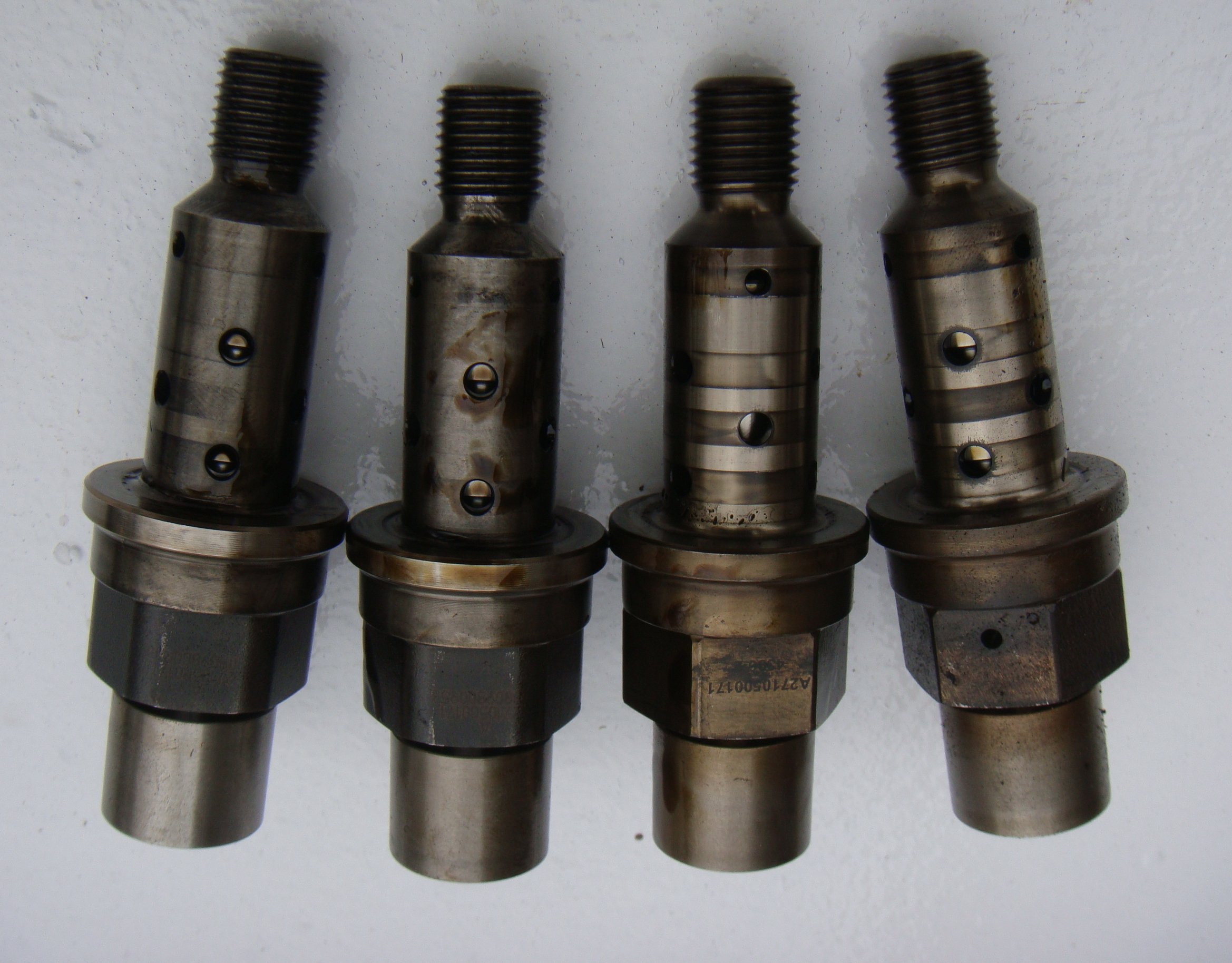 ŚRUBA ZAWÓR MERCEDES CL203 W203 1.8 C A2710500171 - 7067874694 ...