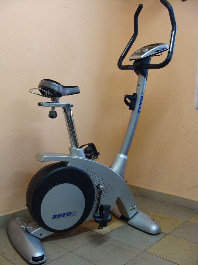 DUŻY ROWER STACJONARNY CRANE ZERO E DO 150KG ERGO - 7214508366 ...