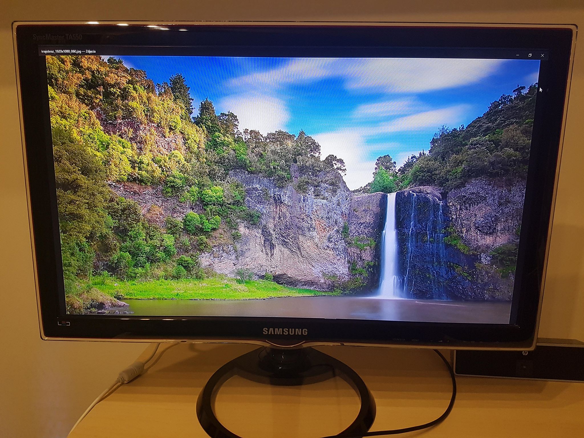 Monitor Samsung SyncMaster TA550 LED Full HD 23'' - 7230136122 ...