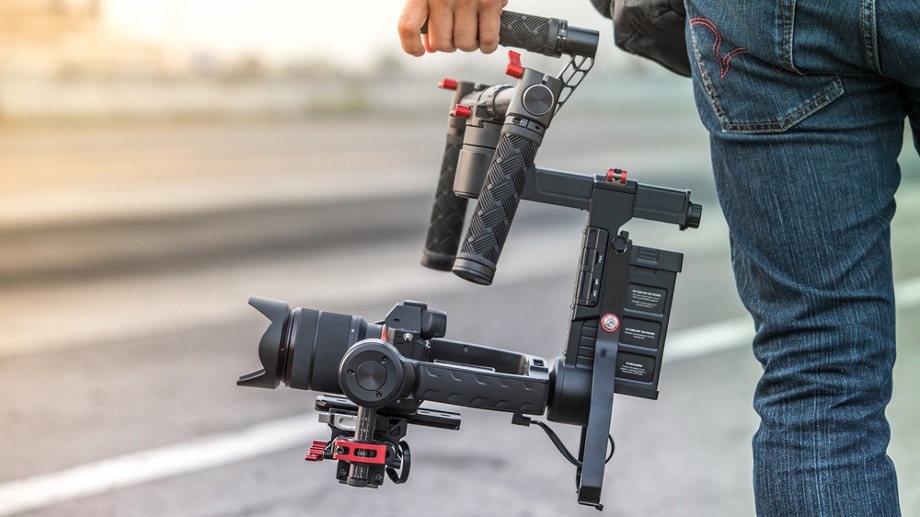 Gimbal, rig i steadycam – co musisz wiedzieć o urządzeniach do ...