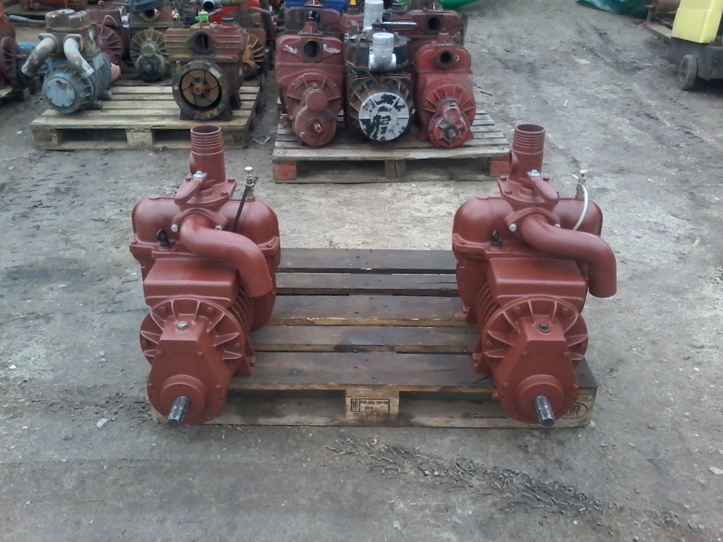 Beczkowóz.Pompa MEC 5000-8000. Obudowa przekładni. - 7498479677 ...