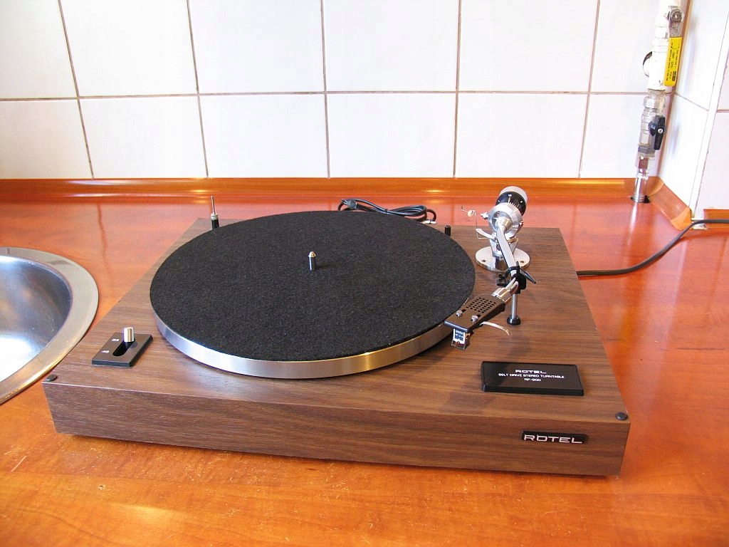 ROTEL Model RP-900 / Ortofon FF15 ''Vintage 70's'' - 7606695813 ...