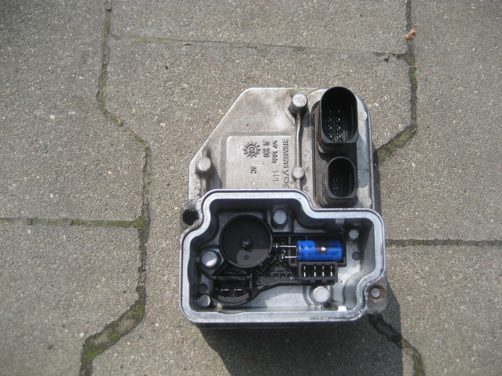 VOLVO XC90 2,4TDI STEROWNIK HALDEX 5WP33502 01 - 7311529513 - oficjalne ...