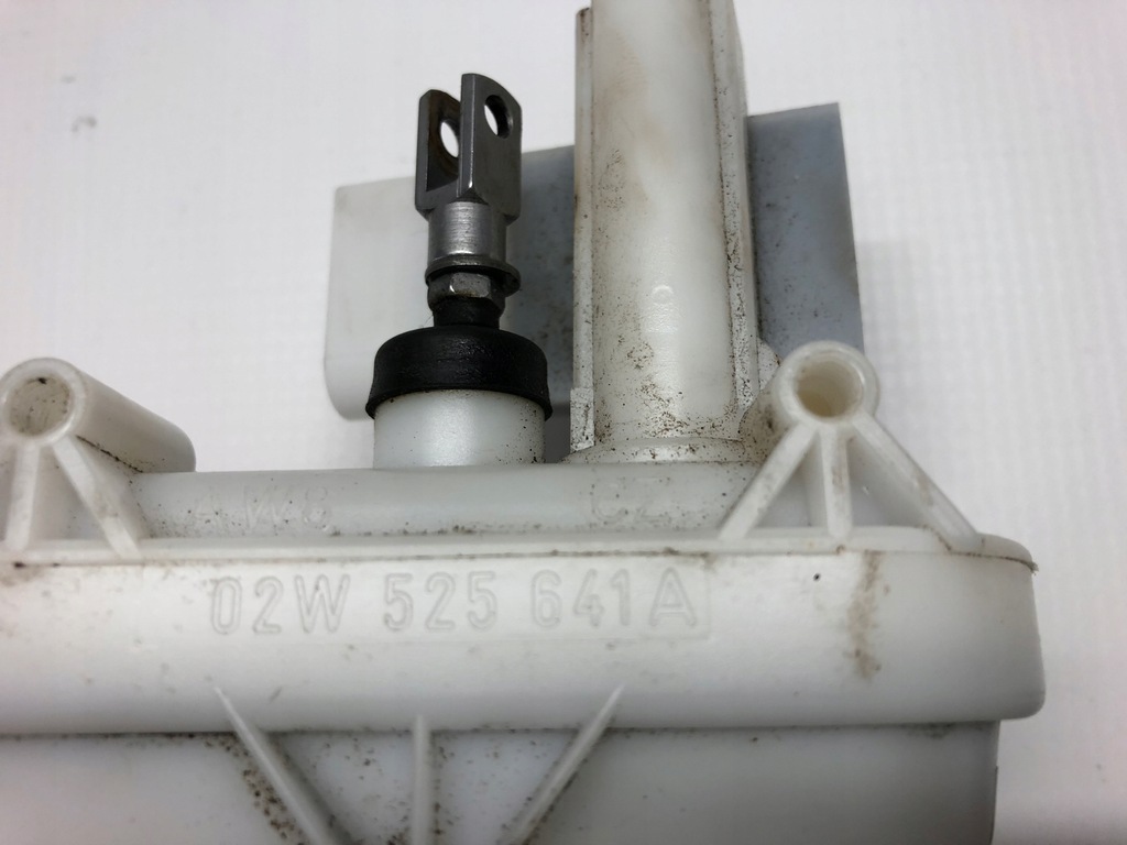 STEROWNIK PRZEPŁYWU VW T5 02W525653A 02W525641A - 7634442833 ...