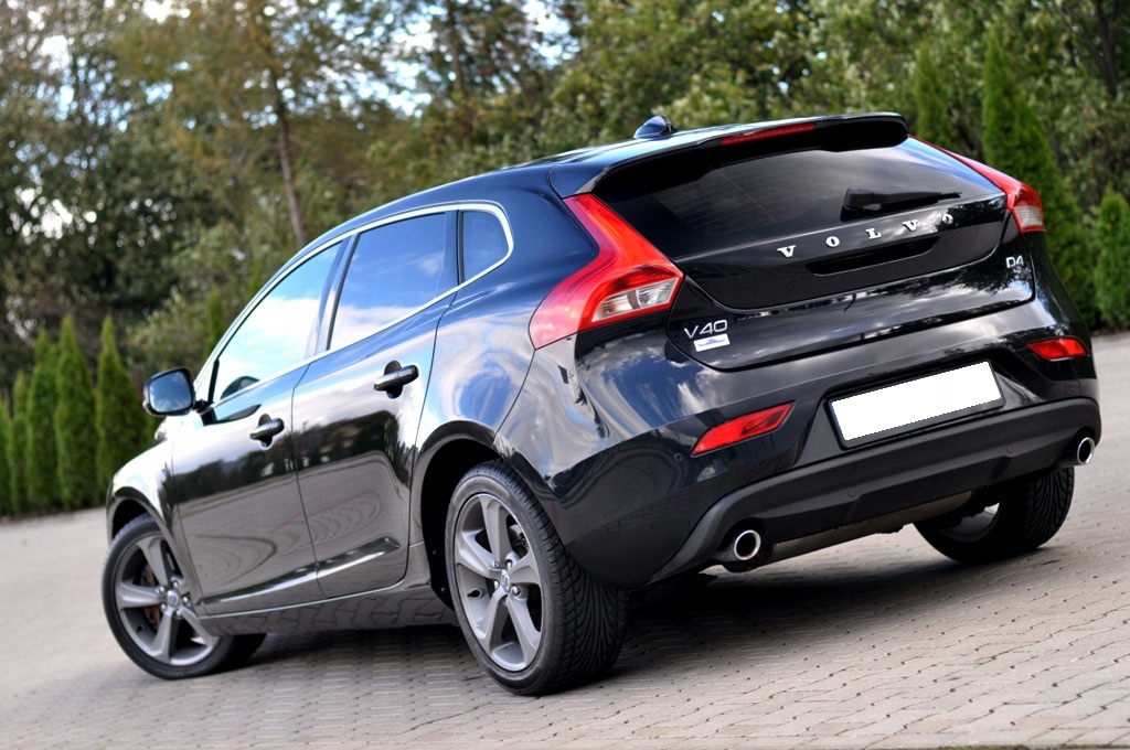VOLVO V40 D4 190KM ** OCEAN RACE**--------15 SZTUK - 7618879159 - oficjalne archiwum Allegro