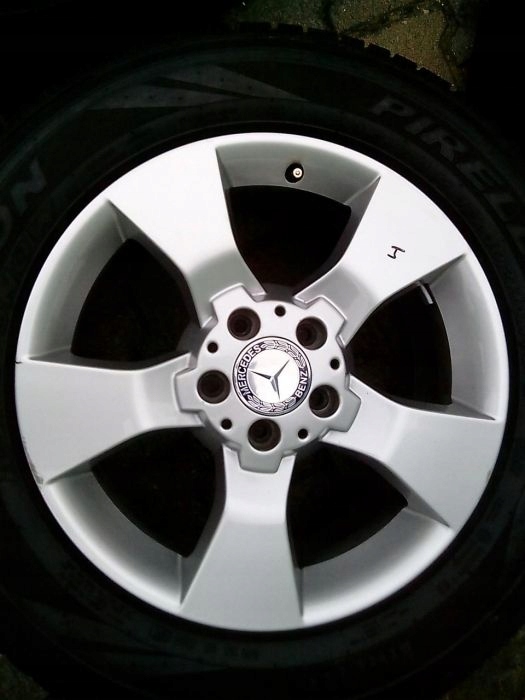 AluFelgi Koła Mercedes GLK 235/60/17 5x112 Pirelli - 7162086587 - oficjalne archiwum Allegro