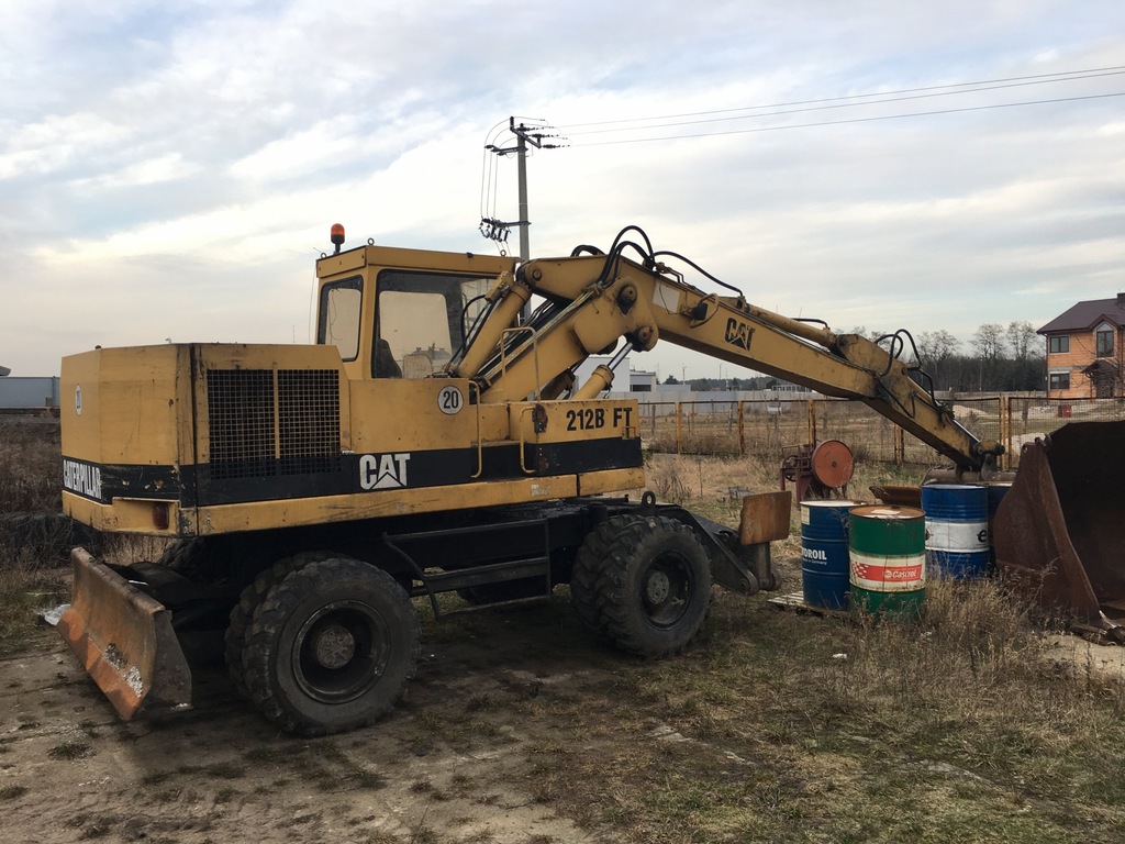 Cat 212 BFT 1991r - 7129767061 - oficjalne archiwum Allegro