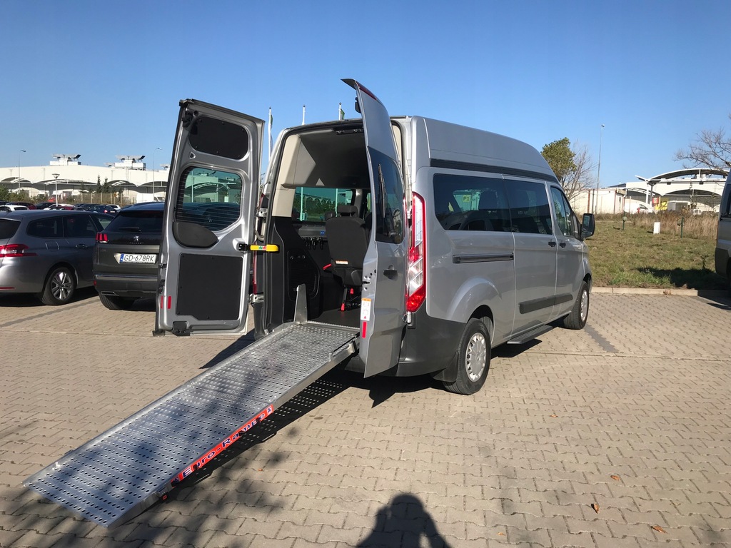 FORD TRANSIT CUSTOM L2H2 FV23% NOWY 150000PLN - 7515059758 - oficjalne ...