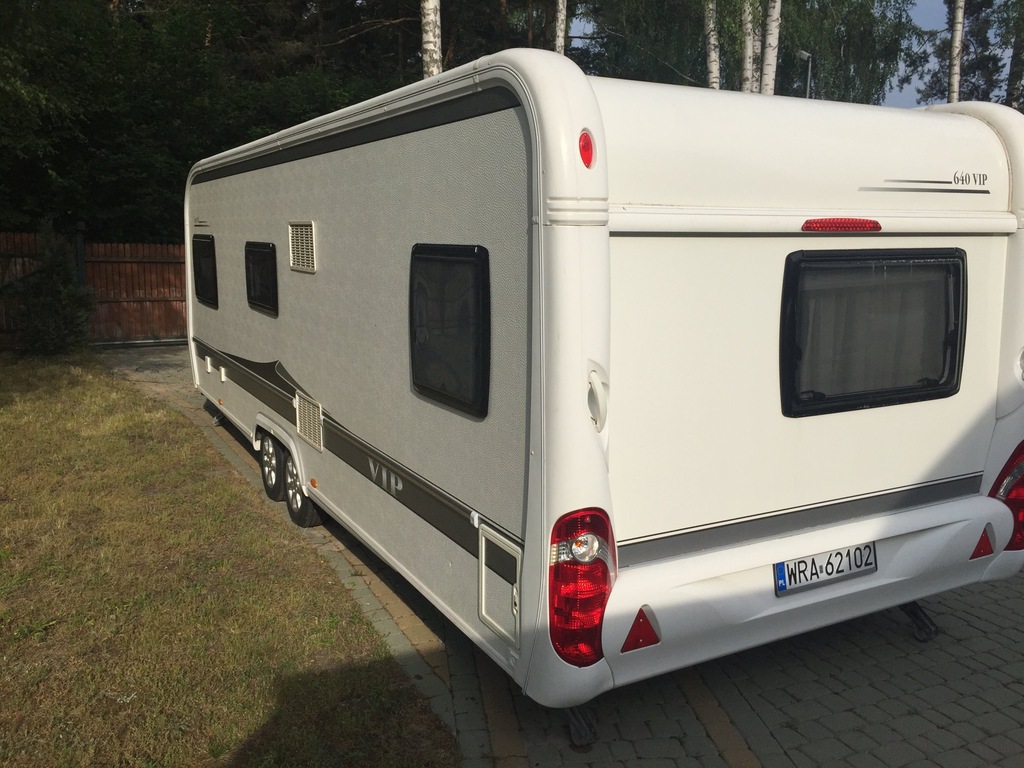 PRZYCZEPA KEMPINGOWA HOBBY 640 VIP Z PRZEDSIONKIEM - 7247560046 ...