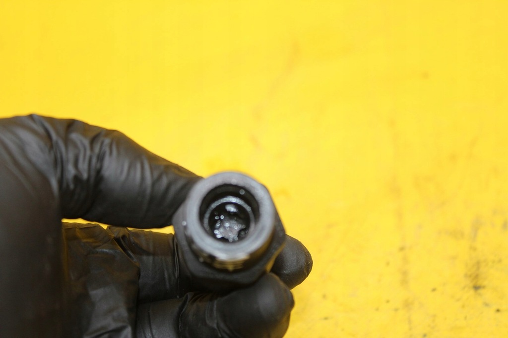 KRÓCIEC ZAWÓR VW T4 2.5 TDI 02F301363A - 7721992063 - oficjalne ...